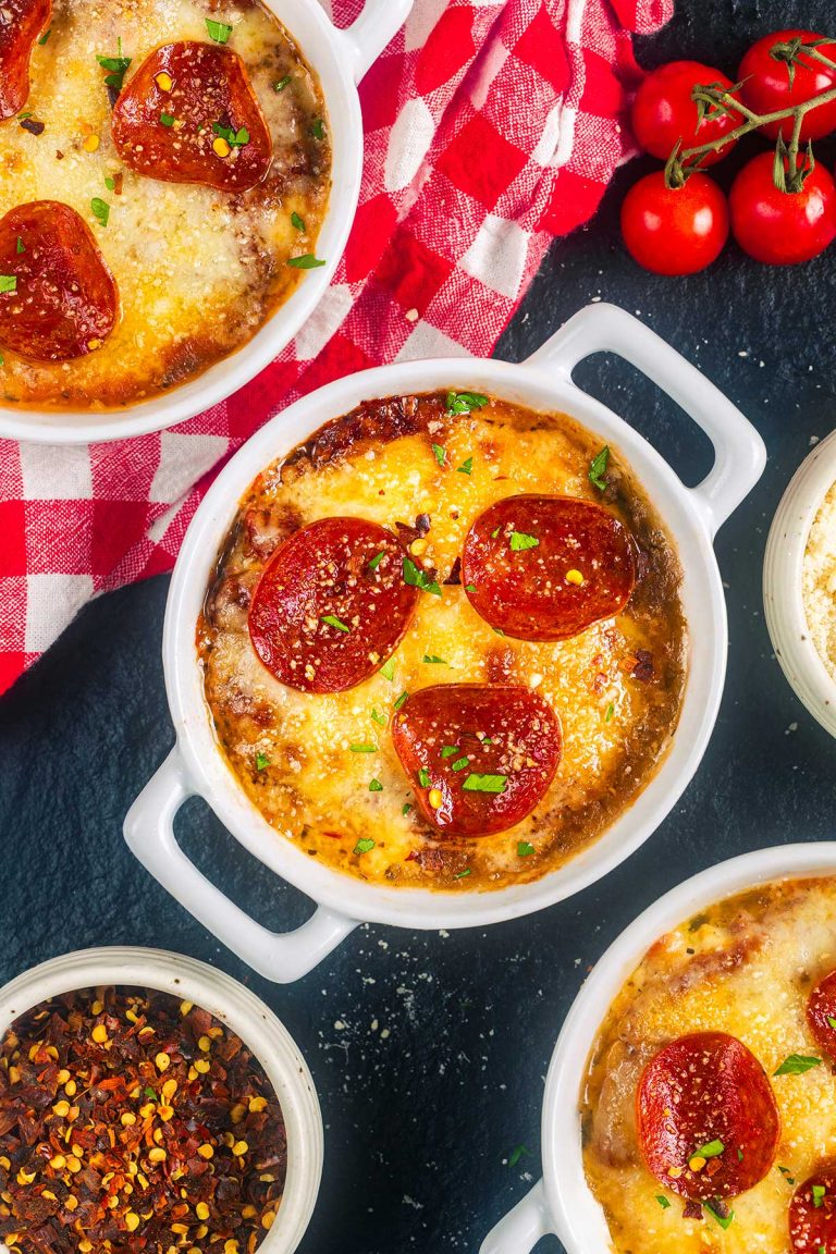 Keto Pizza Bowl - Kicking Carbs